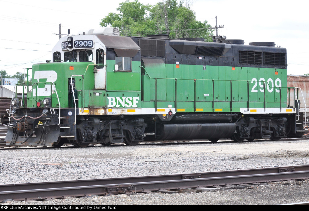 BNSF 2909